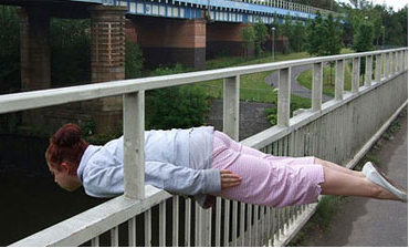 Dangerous Online Trends for Teens - Middle Earth